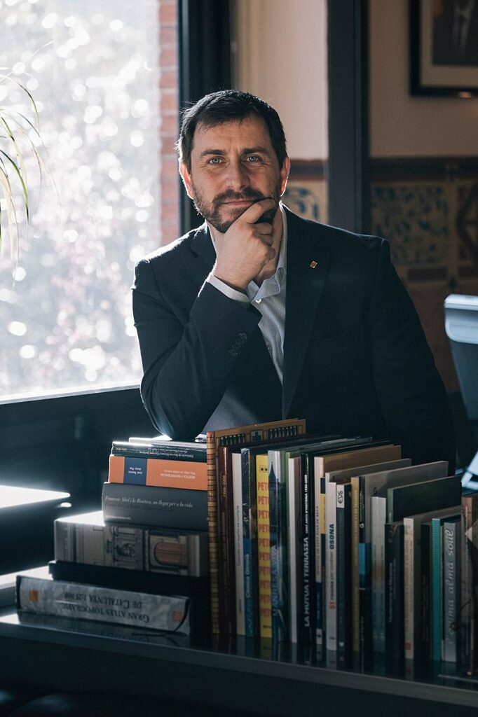 Biografia d'Antoni Comín i Oliveres - Toni Comín